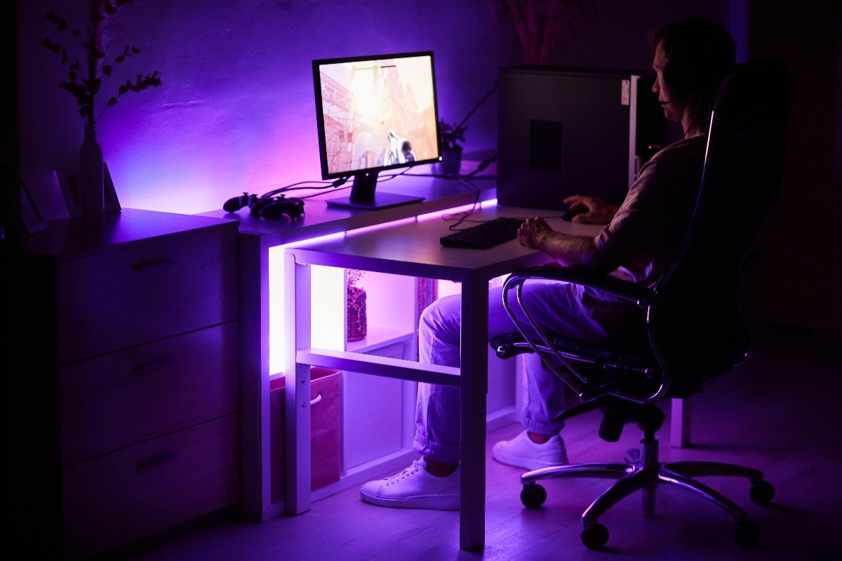 Climate-controlled gaming room lighting in five steps - Bastillin